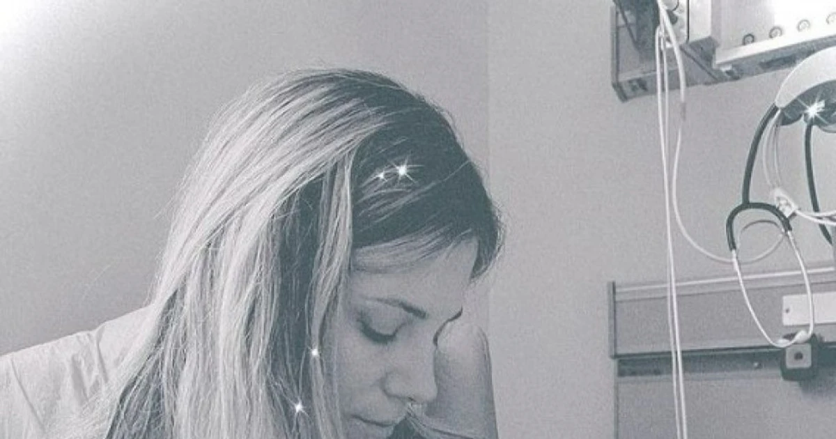 Christina Perri Gave Birth - Happy To Welcome Her With Husband Paul ...