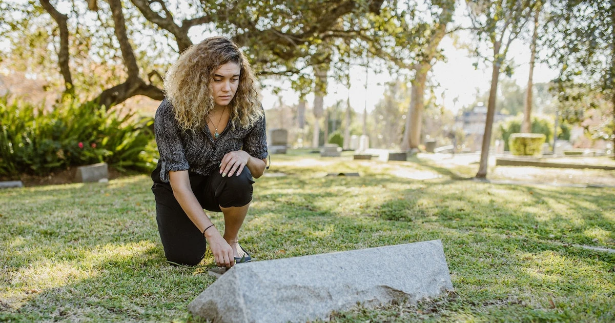 What Does It Mean To Dream Of Someone Dying - Exploring The Mysteries