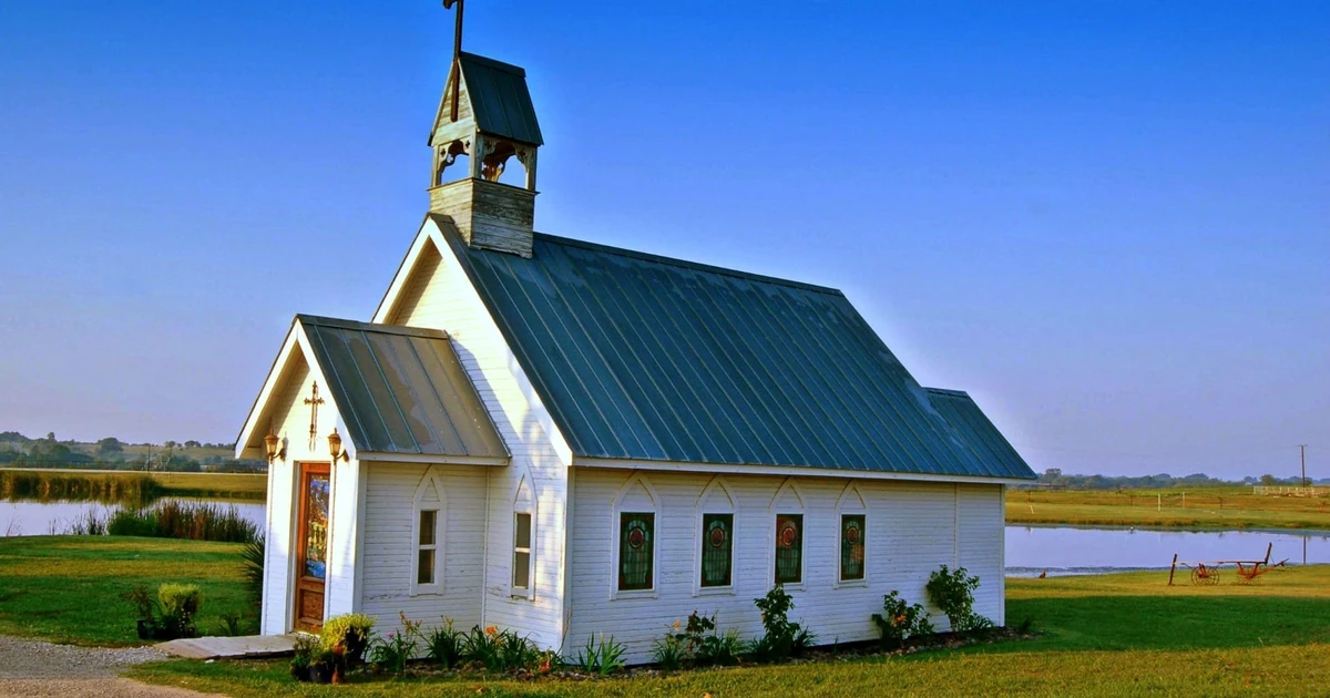 40 Prayers For A Small Church Seeking Growth